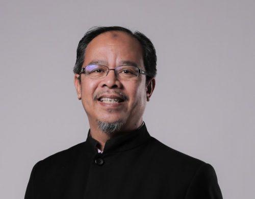 About Ahmad Fakhri Hamzah - Cool Mum Super Dad